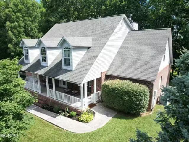 2502 WHISPER CREEK DR, FRIENDSVILLE, TN 37737 Single Family Re.