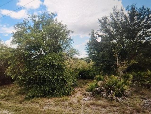 2502 70th St W, Lehigh Acres, FL 33971