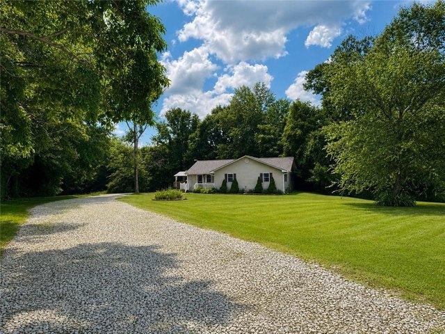 25030 E Fishback Rd, Marshall, IL 62441