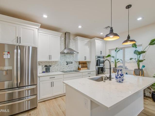25037 W Chaparosa Way, Wittmann, AZ 85361