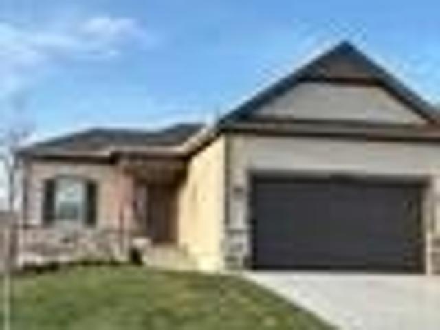 25034 W 94th Ter, Lenexa, KS 66227