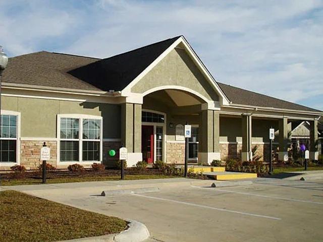 2503 Old Mobile Ave, Pascagoula, MS 39567