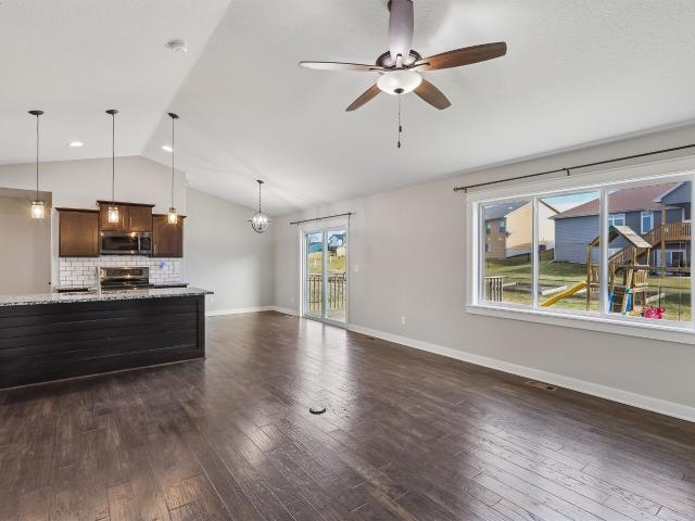 2503 E 47th Street
