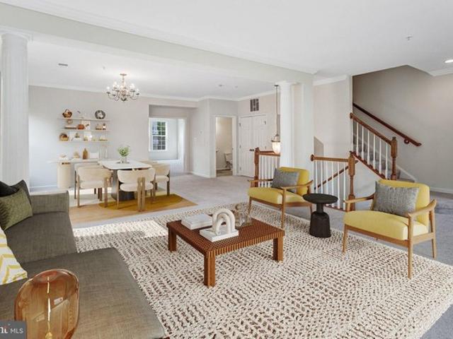 2503 Eastbourne Dr, Woodbridge, VA 22191