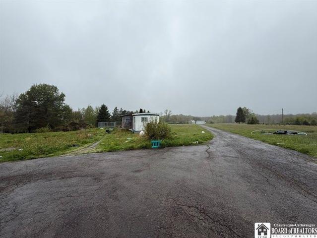 2503 Johnson Rd, Sinclairville, NY 14782