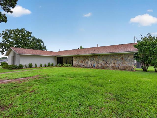 2503 Parham Drive