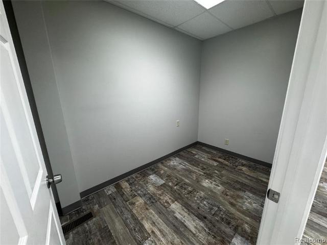 2503 s linden road