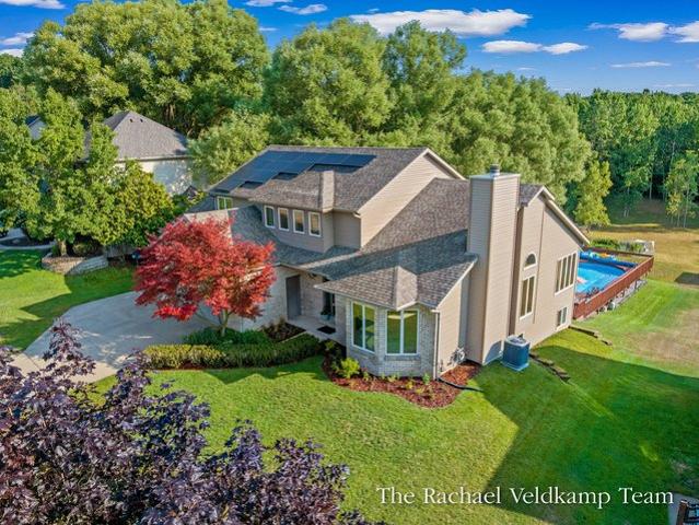 2503 Westwinde St NW, Grand Rapids, MI 49504