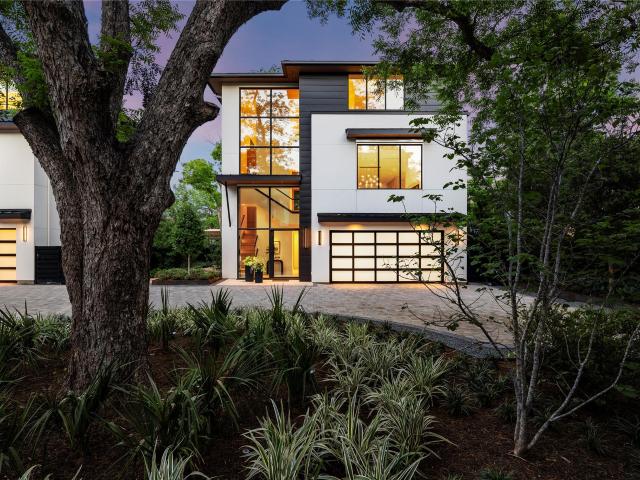 2503 Westlake Dr # 201
