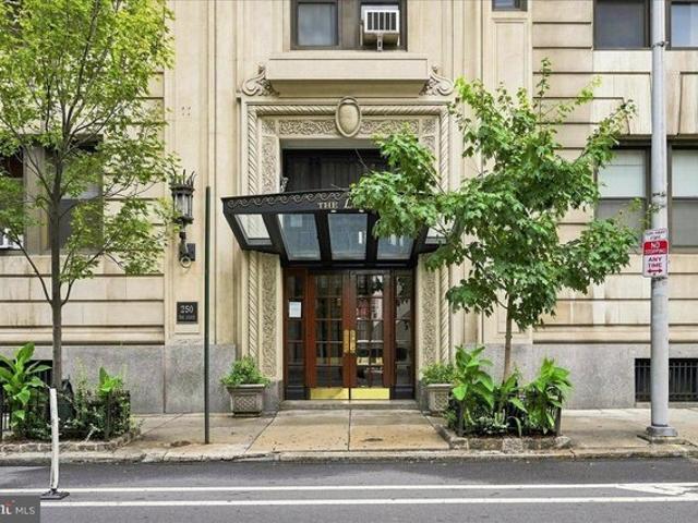 250 00 S 13th St Unit 11E, Philadelphia, PA 19107