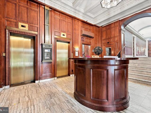 250 00 S 13Th Street # 11E