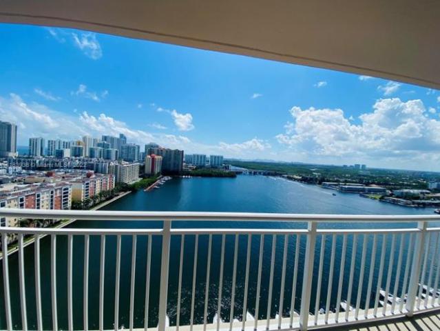 250 174th St #2219 Sunny Isles Beach, FL 33160