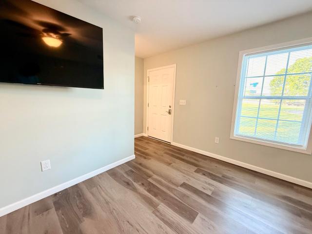 250 264 Hycliff Street # 1 7