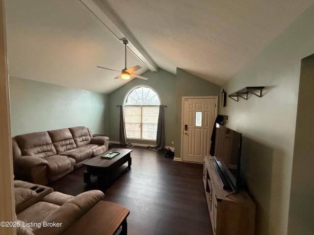 250 4th Ave