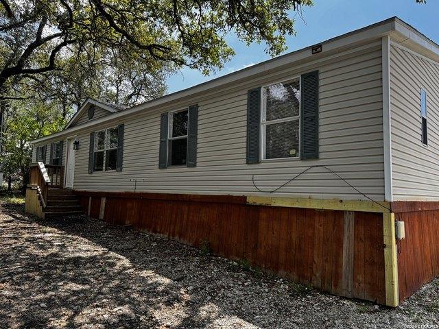250 County Road 3826, San Antonio, TX 78253