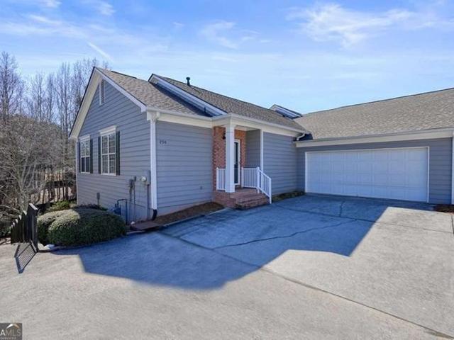 250 Camry Cir, Dallas, GA 30157