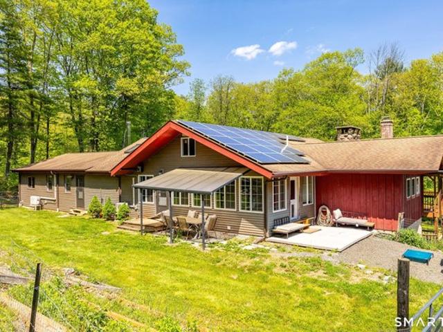 250 Center Hill Rd, Barkhamsted, CT 06063