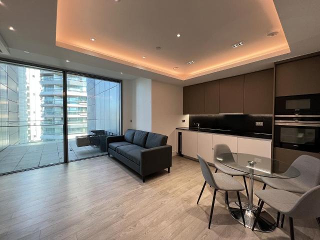 250 City Road, London, EC1V Studio to rent £3,000 pcm £692 pw