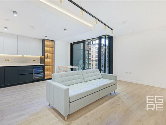 250 City Road, London EC1V, 2 bed flat to rent, £4,300 pcm | PrimeLocation