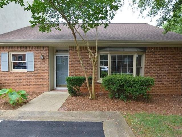 250 Cleveland Rd Apt 228, Bogart, GA 30622
