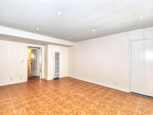 250 Cliff Drive 8