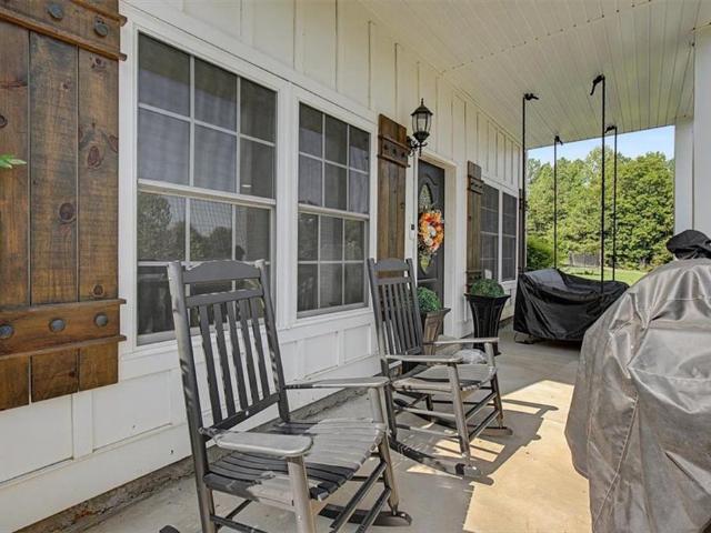 250 Crowe Springs Road NW