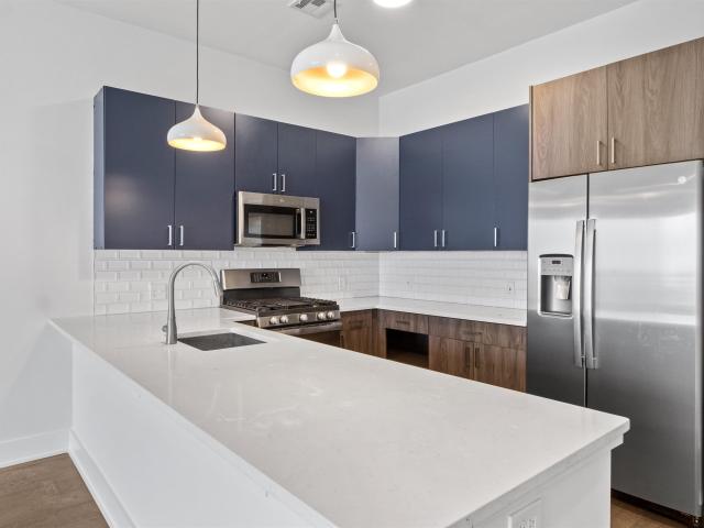 250 Avenue E # 313
