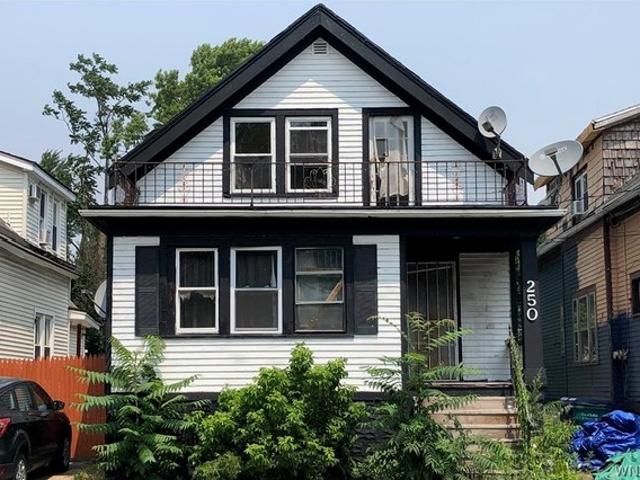 250 Box Ave, Buffalo, NY 14211