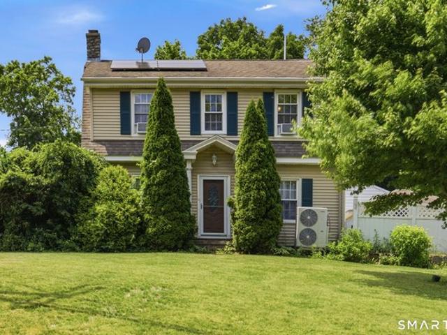250 Bradley Ave, Waterbury, CT 06708