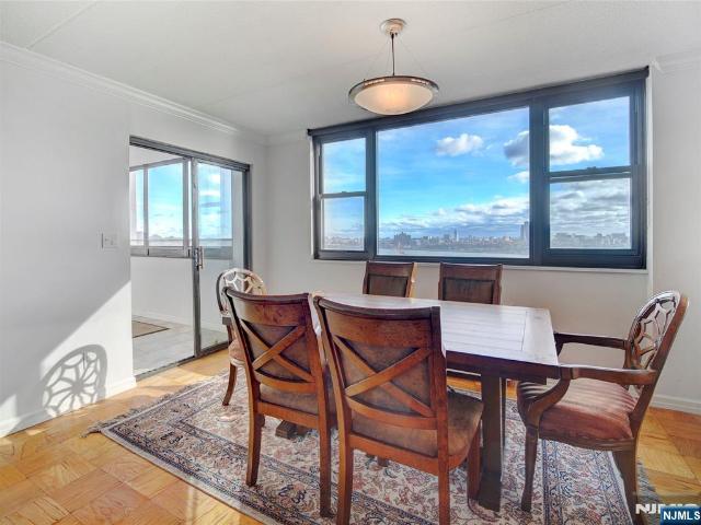 250 Gorge Road # 17L