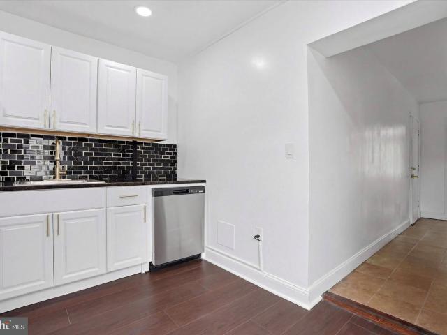 250 E Girard Ave, Unit 1, Philadelphia, PA 19125 | MLS #PAPH2609