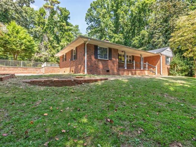 250 E Memorial Dr, Dallas, GA 30132 | MLS #7650