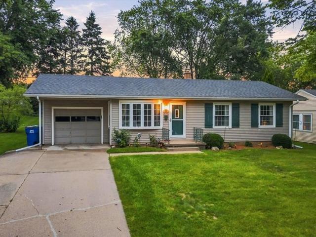 250 E Monroe St, Port Washington, WI 53074