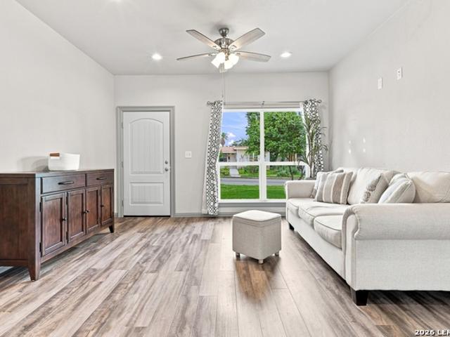 250 Englewood Dr
