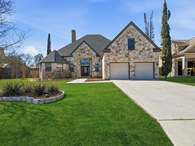 250 English Oaks Cir, Boerne, TX 78006