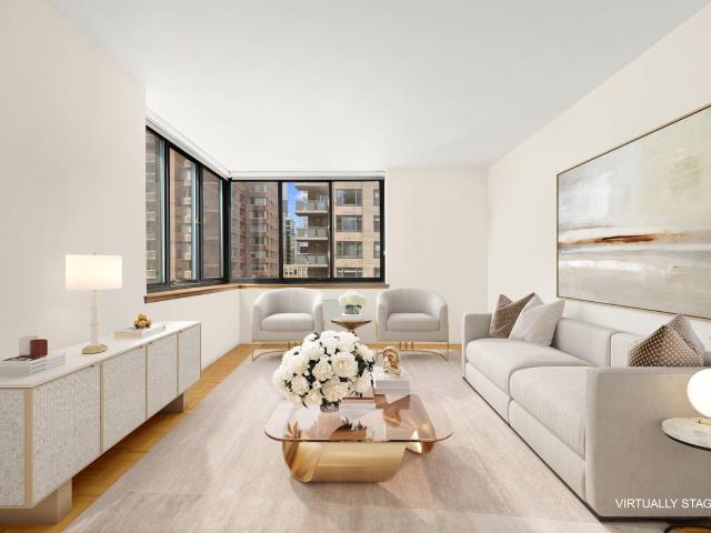 250 East 40th Street, New York, NY
