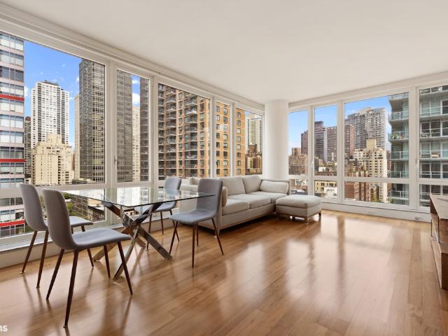 250 East 53rd Street, New York, NY