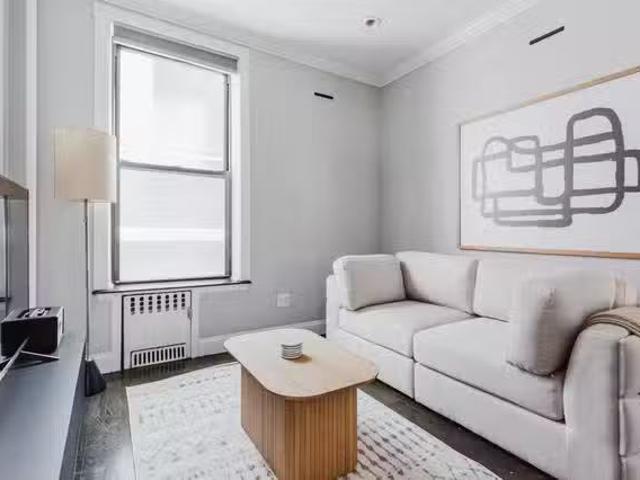 250 East 50th Street, Midtown East 1 Bedroom 1 Bath