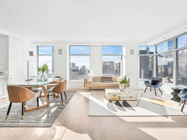 250 East 54th Street, New York, NY
