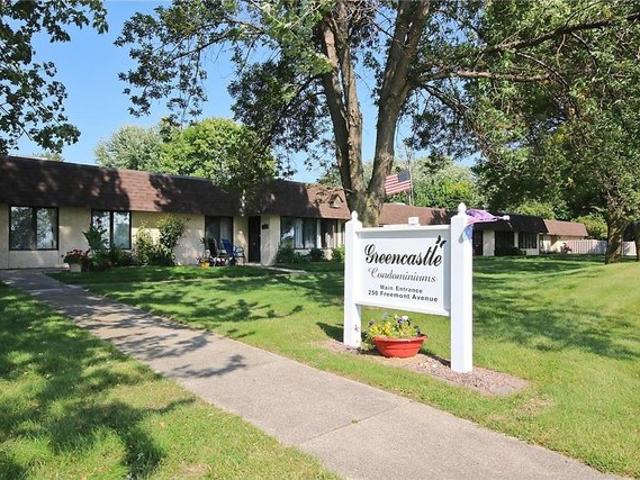250 Freemont Ave SE Apt 113, Hutchinson, MN 55350