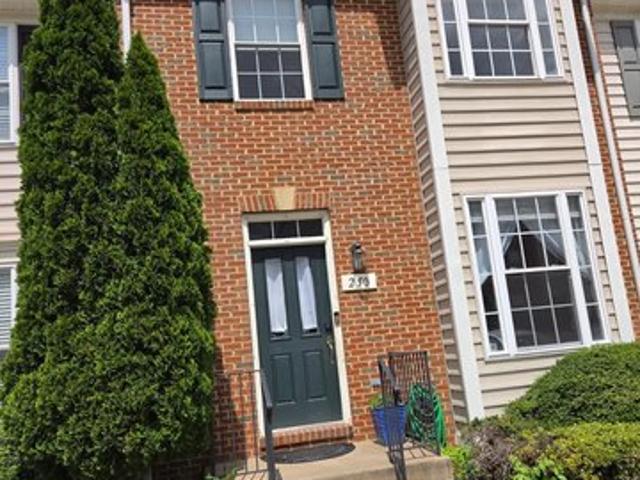 250 Kirby St, Manassas Park, VA 20111