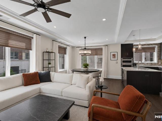250 Henley Place # 210