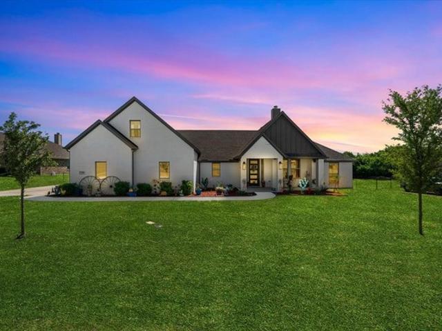 250 Odell Rd, Springtown, TX 76082