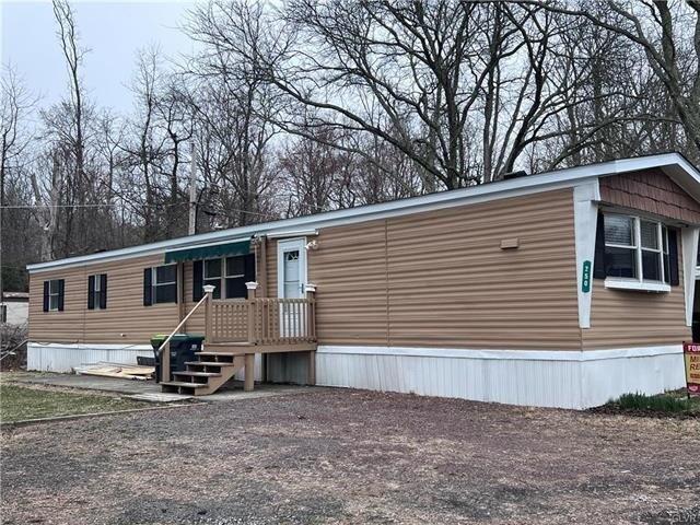 250 Lower Pmhe North Drive, Middle Smithfield, PA 18302
