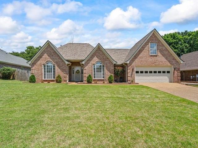 250 Lakewood Dr, Oakland, TN 38060
