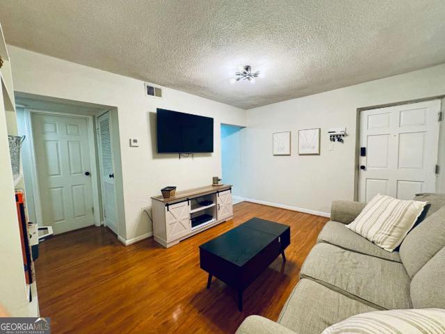 250 Little Street C101