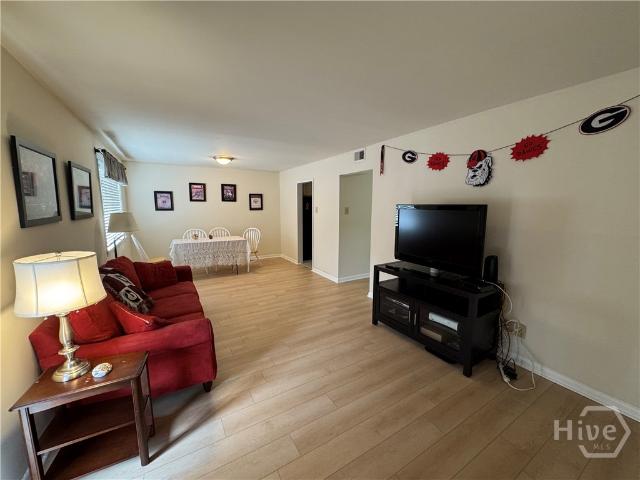 250 Little Street C210