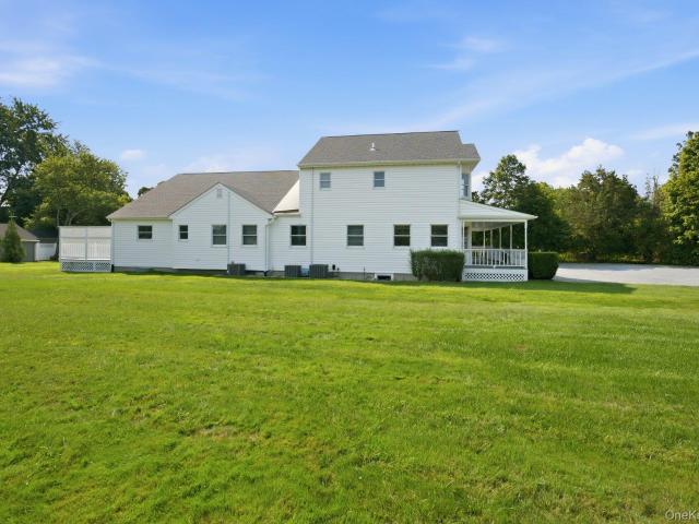 250 Montauk Highway
