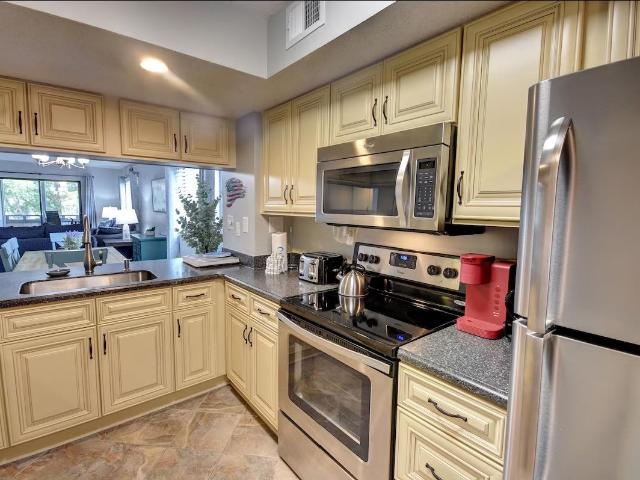 250 Maison Dr. C 8