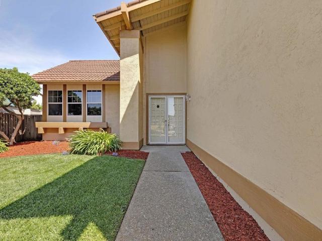250 Melendez Avenue